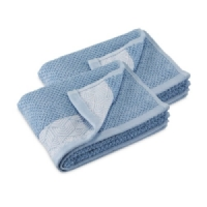 Offer Aldi Stripe Guest Towels 2 Pack Aldi